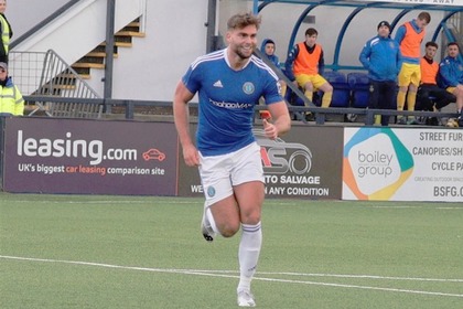 Macclesfield FC’s Tom Clare enters Love Island villa | Leasing.com